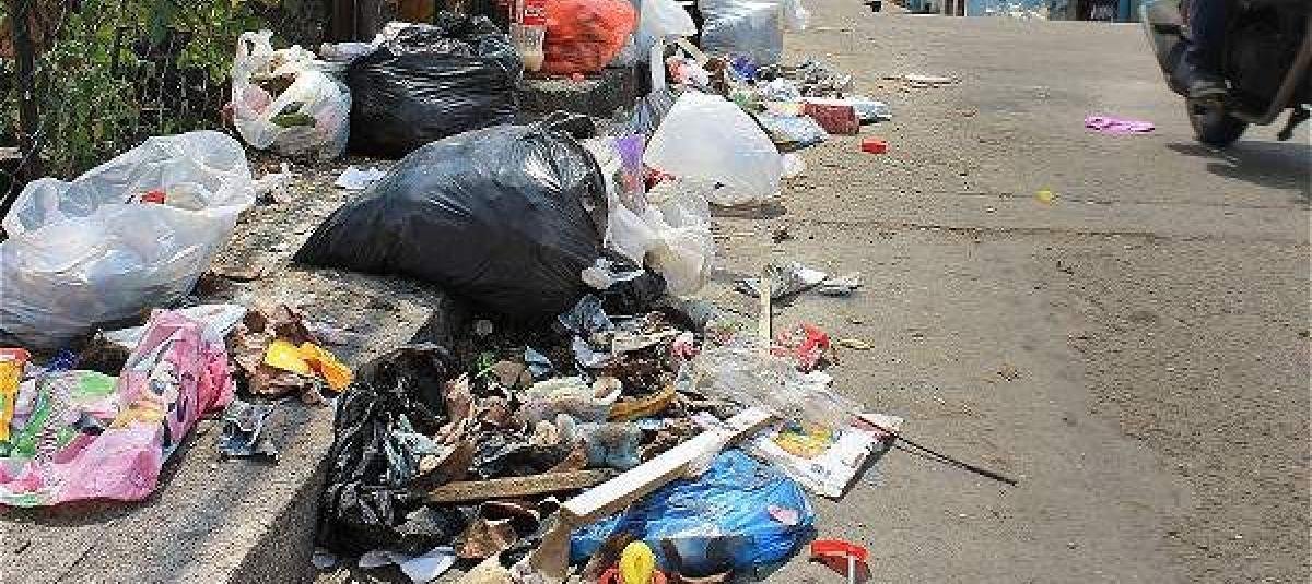Multas de hasta 16 mil pesos o arresto por tirar basura en calles de Pachuca